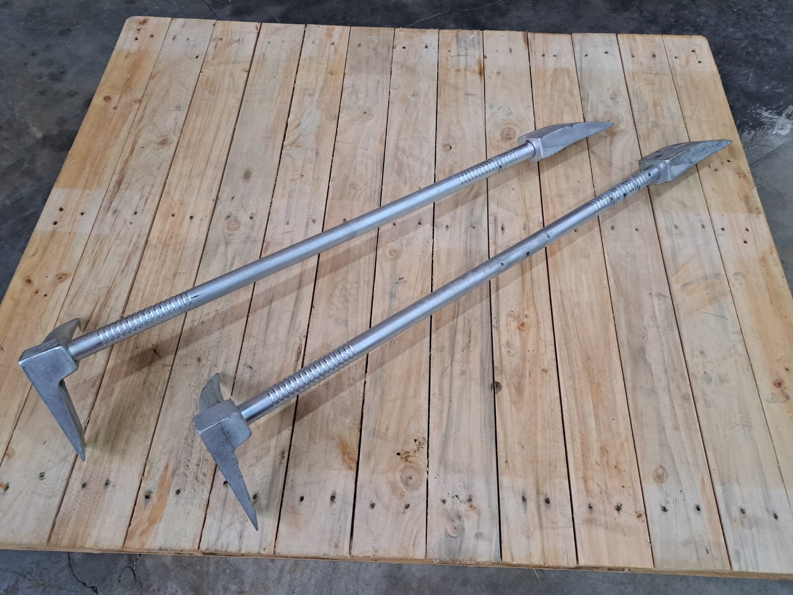 Bombeiros Voluntários recebem ferramenta de resgate - ABVT